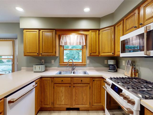 3425 anne marie drive
