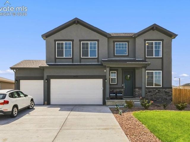 3425 Bella Luna Dr, Pueblo, CO 81001