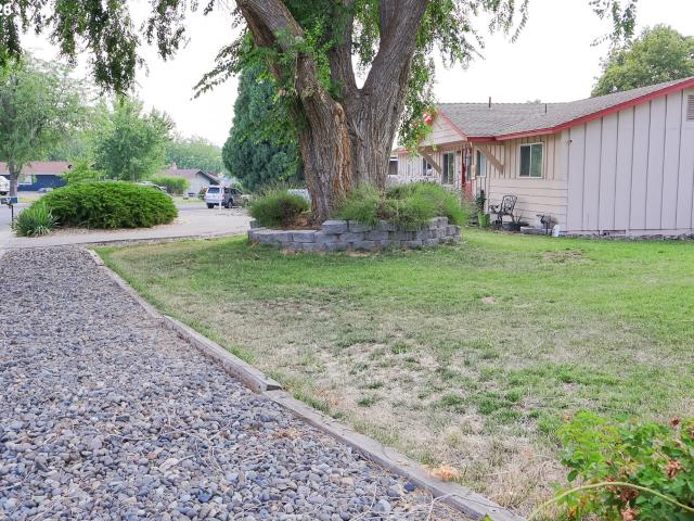 3425 columbia view dr