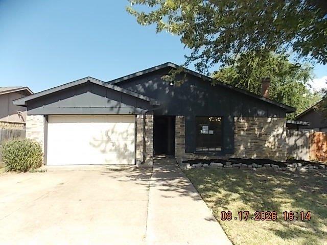 3425 Doolittle Dr, Arlington, TX 76014