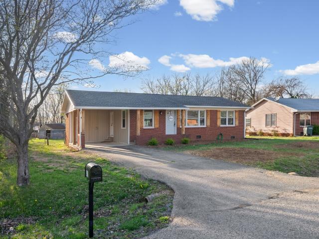 3425 Leland Cir