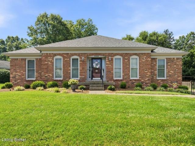 3425 Westwood Farms Dr, Louisville, KY 40220