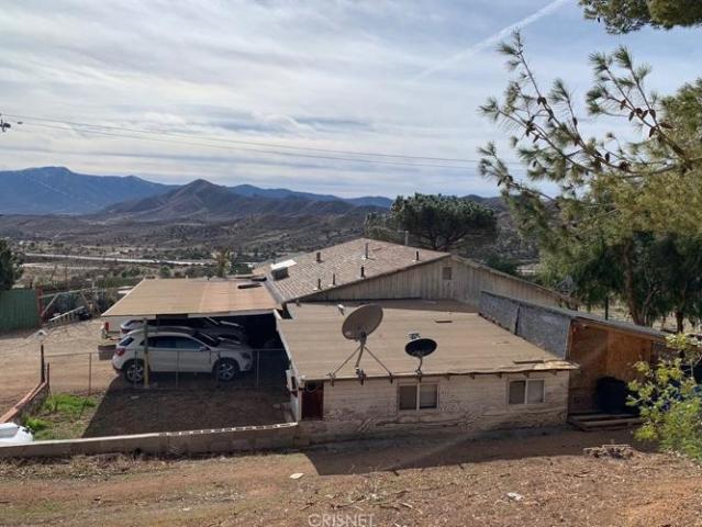 34265 Red Rover Mine Rd, Acton, CA 93510