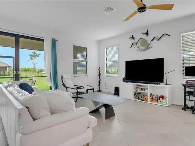 3426 Menores Way, Fort Myers, FL