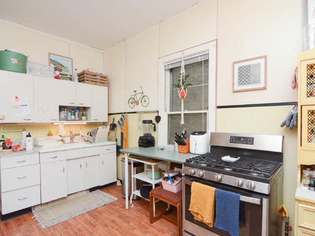 3426 N Lincoln Avenue # 1