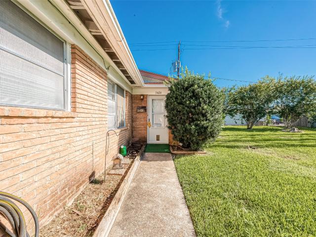 3426 Bradford