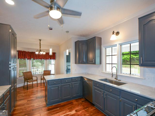 3426 Clarks Bridge Road