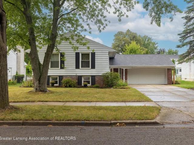 3426 Ginger Snap Ln, Lansing, MI 48911