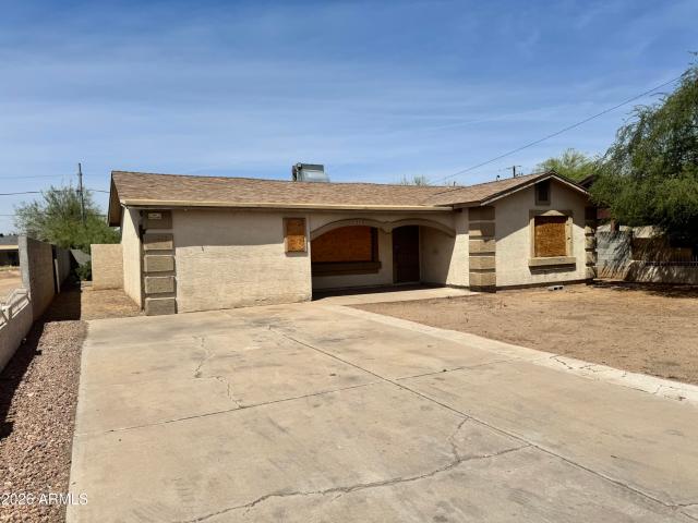 3426 W Palm Ln, Phoenix, AZ 85009 | MLS #7018 | Compass