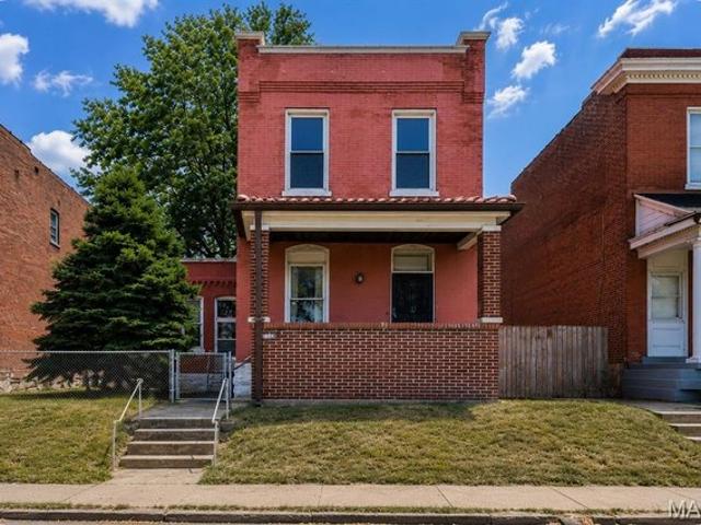 3428 Chippewa St, Saint Louis, MO 63118