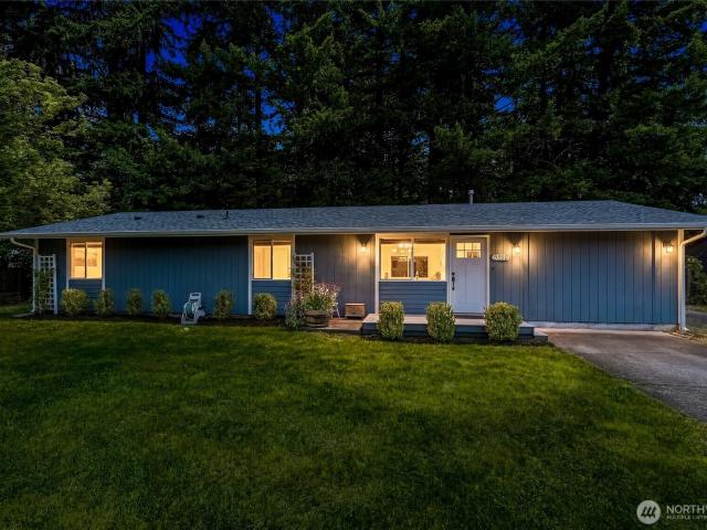 3428 Eagle Drive NE