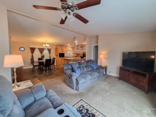3428 15th St 010