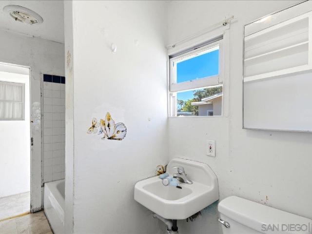 3429 Madison St, Carlsbad, CA 92008 | MLS #260014 SD