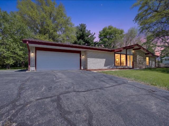 3429 City View Drive