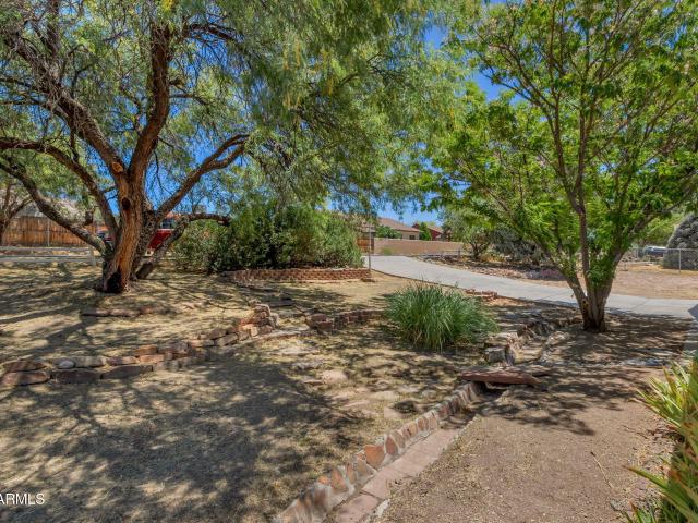 3429 e cave view lane