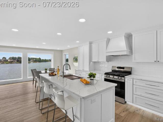3429 Rolston Road