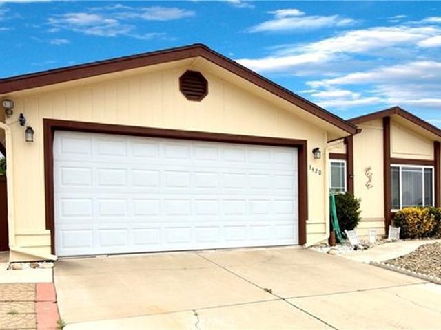 3420 Bent Tree Dr, Santa Maria, CA 93455