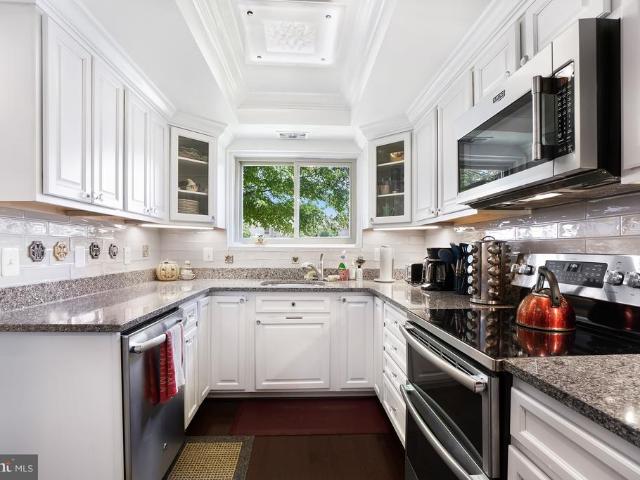 3420 Chiswick Court # 46 F