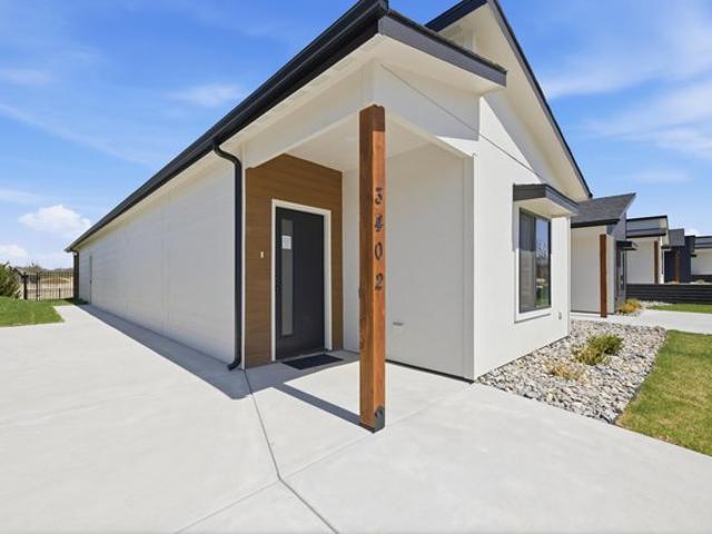 3420 E Thunder, Wichita, KS 67220