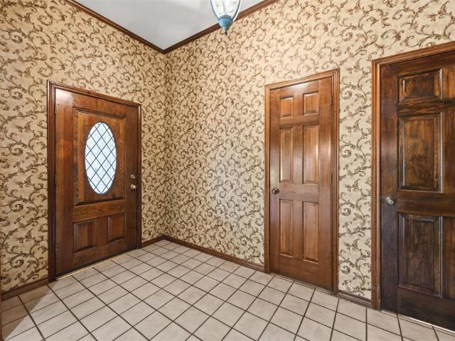 3420 Eisenhower Lane