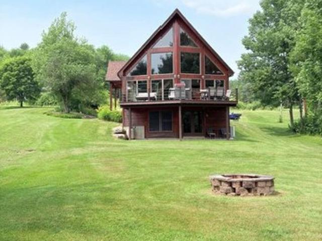 3420 Lake Rd, Newport City, VT 05857