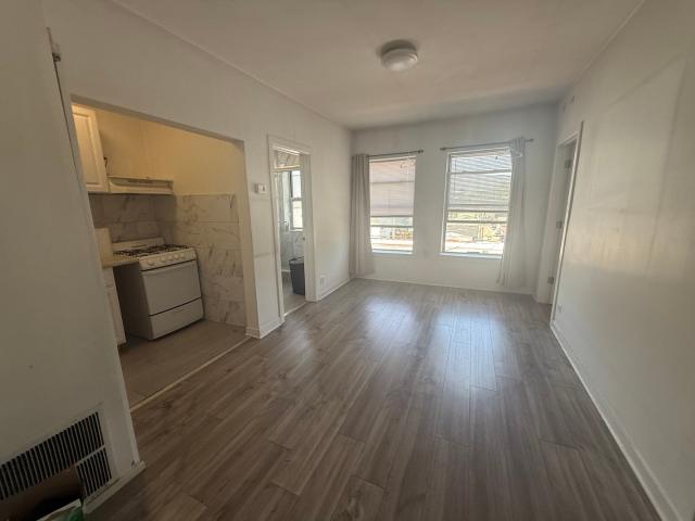 3420 W Irving Park Avenue # 35
