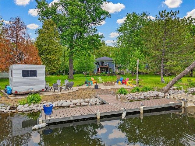 34215 Venice Park Rd, Delafield, WI 53018