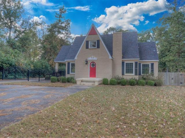 3421 N Market St, Shreveport, LA 71107 | MLS #21110 | Compass