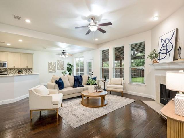 3421 Longneedle Ln, McKinney, TX 75070