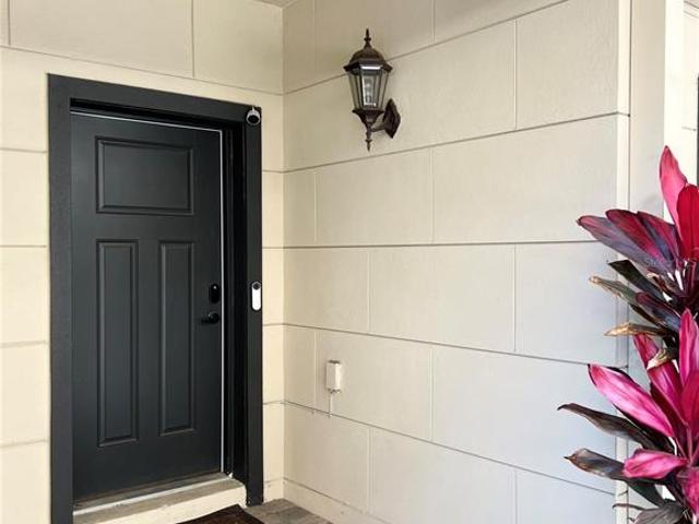 3421 W Horatio St, Unit 110, Tampa, FL 33609 | MLS #TB8459 | Compass