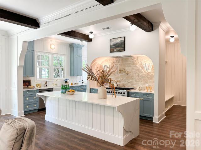3421 Zelda Lane