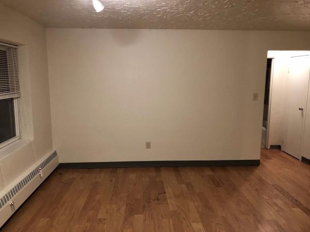 3421 29 Emerson Bldg General Partnership 1 Bedroom Apartment for Rent at 3421 3421 & 3429 Emerson Ave S, Minneapolis, MN 55408 Lyn Lake