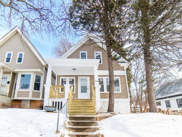 3422 N 11th St, Milwaukee, WI 53206