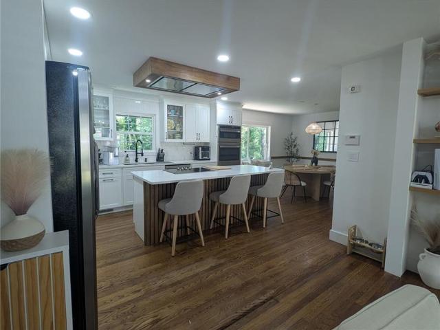 3422 Creatwood Trail SE