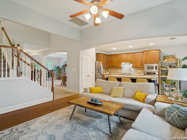 3422 Highline Trl