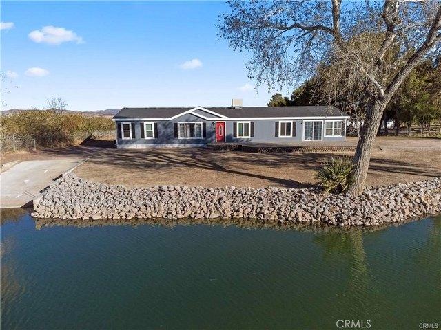 34232 Maui St, Newberry Springs, CA 92365