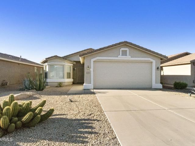 3423 E Cherry Hills Pl, Chandler, AZ 85249 | MLS #7004 | Compass