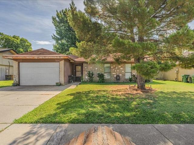 3423 Hickory Hill Dr, Arlington, TX 76014