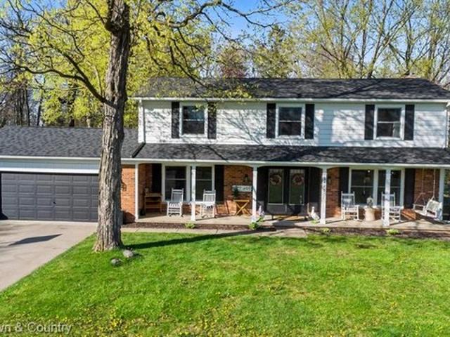 3423 Longview Dr, Flushing, MI 48433