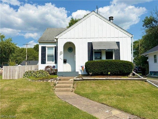 342 Concord Ave, Elyria, OH 44035