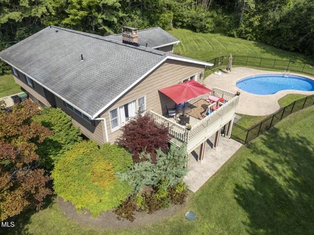 342 Closson Rd, Schenectady, NY 12302