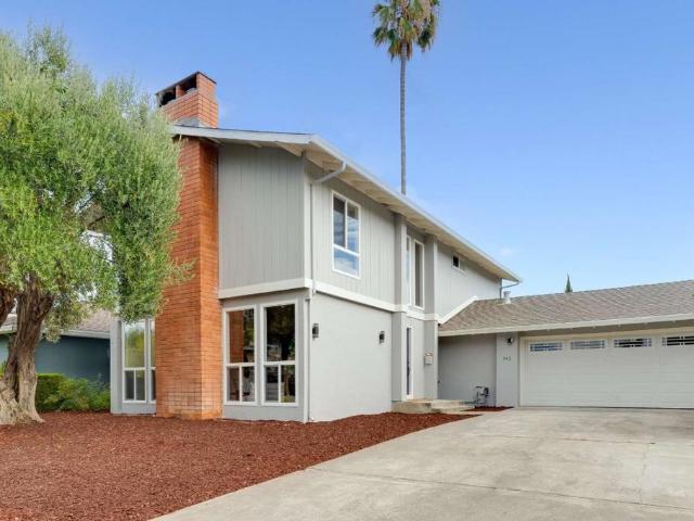 342 Avenida Arboles