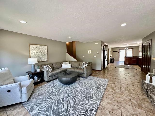 342 Benit Drive # 11