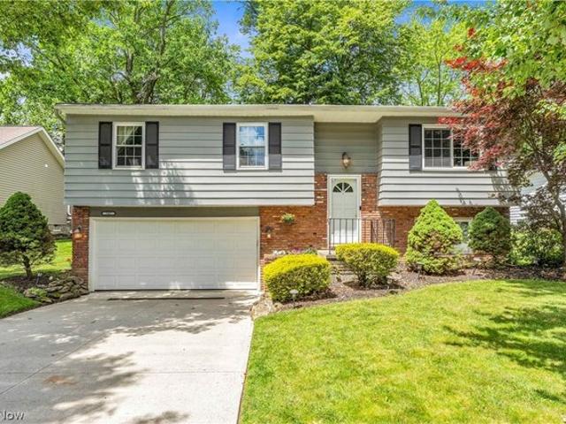 342 Brad Dr, Brunswick, OH 44212