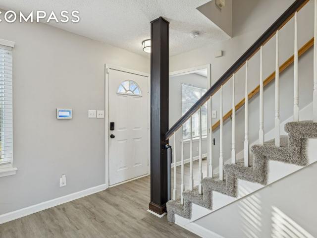 342 Brook Mead Dr, Clarksville, TN