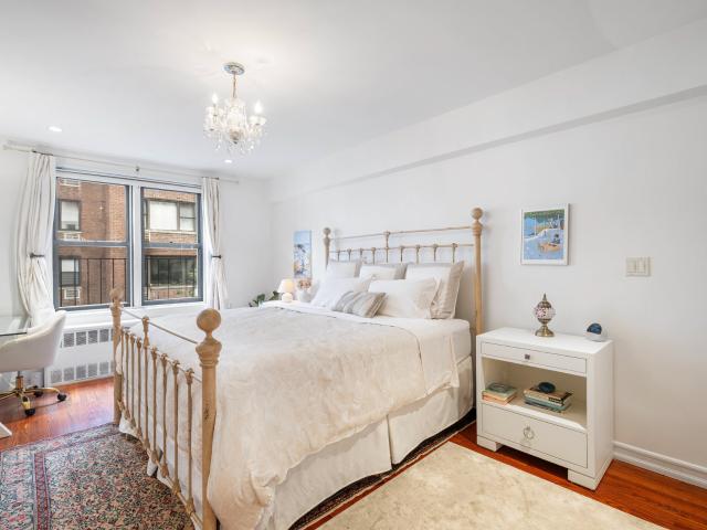 342 E 53RD Street 6GH