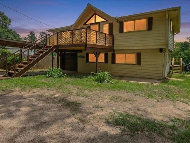 342 E Piney Ridge Dr, Zavalla, TX 75980
