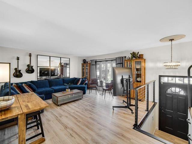 342 Hawthorne Drive