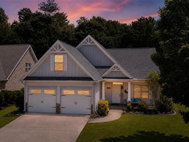 342 Lightness Dr, Auburn, AL 36832