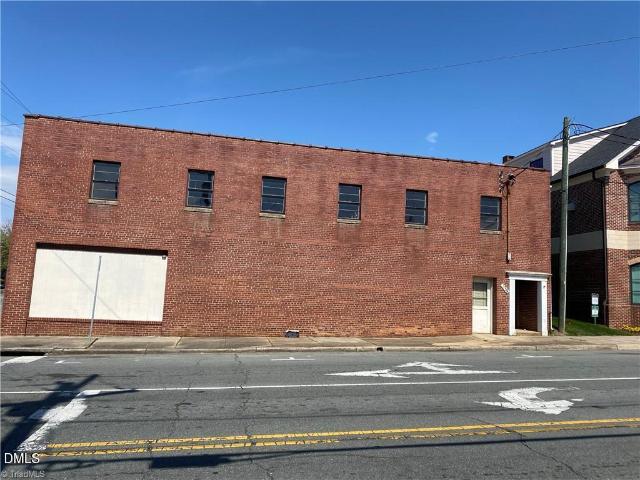 342 Maple Avenue